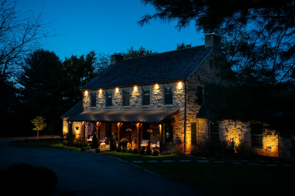 The Ultimate Pittsburgh Landscape Lighting Checklist | Eichenlaub Inc.